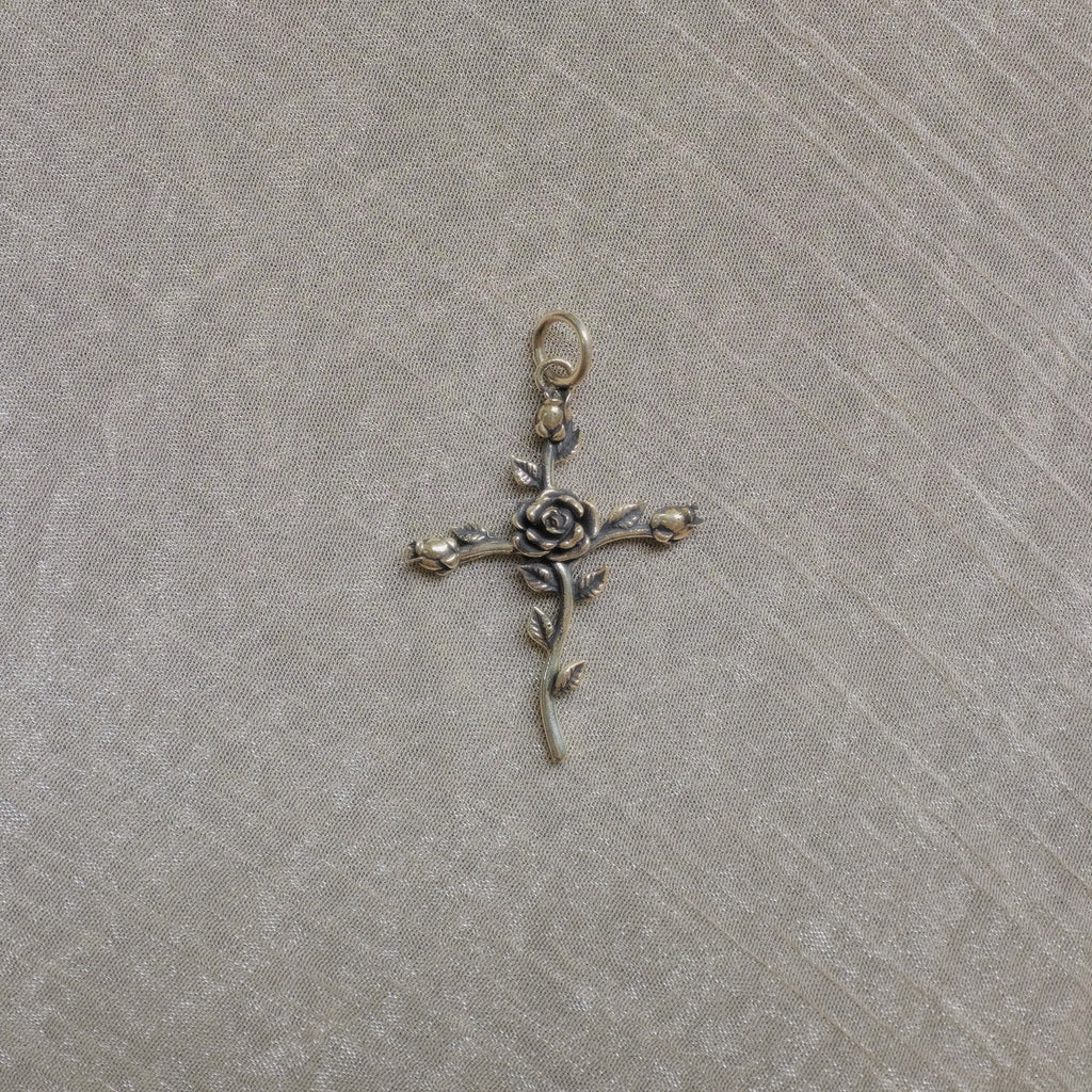 Grandiose Rose Silver Pendant – 2ABNORMAL